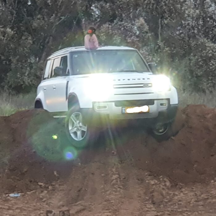 4X4RESCUE provides a Off road rescue services - off road rescue